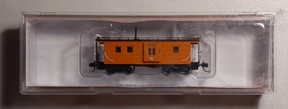 Fox Valley Models 91012 N Scale Milwaukee Road Bay Window Caboose #021 ...