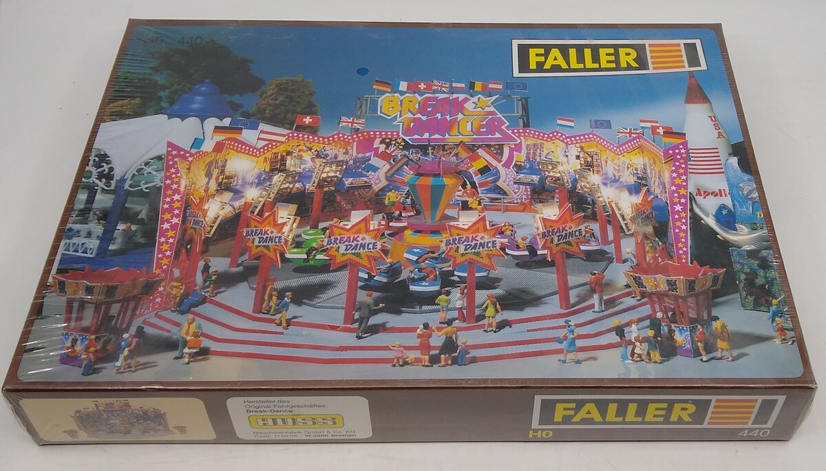 Faller 440 HO "Break Dancer" Roundabout Building Kit – Trainz