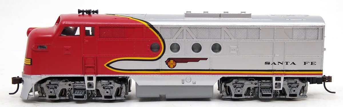 Bachmann 11702 HO Atchison, Topeka & Santa Fe EMD Diesel Locomotive ...