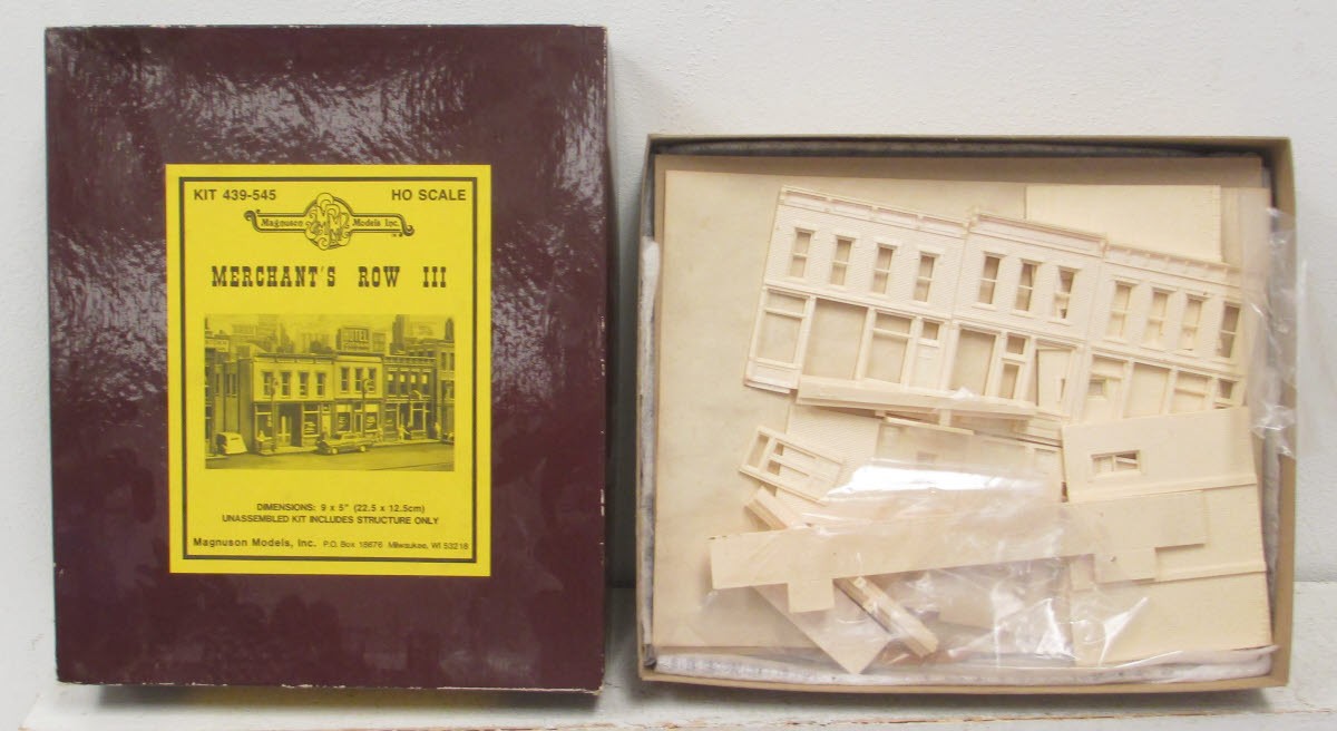 Magnuson Models 439-545 HO Scale Mechant''s Row 3 9" X 5" Building Kit ...