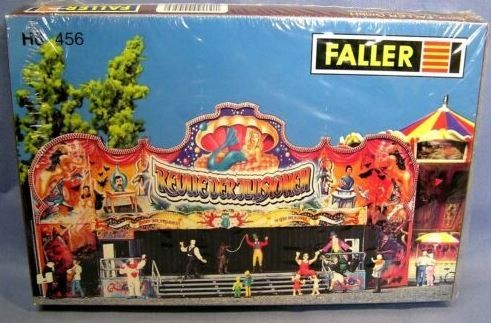 Faller 456 HO Carnival Fair Showmans Booth Illusions Show Kit – Trainz