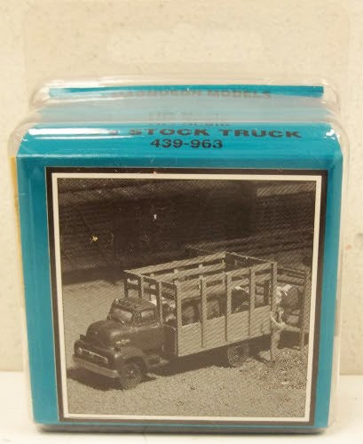 Magnuson Models 439-963 HO Scale 1950's Live Stock Truck Kit – Trainz