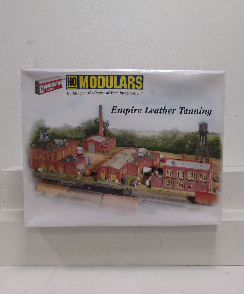 Walthers 933-3798 HO Scale Empire Leather Tanning Building Kit – Trainz