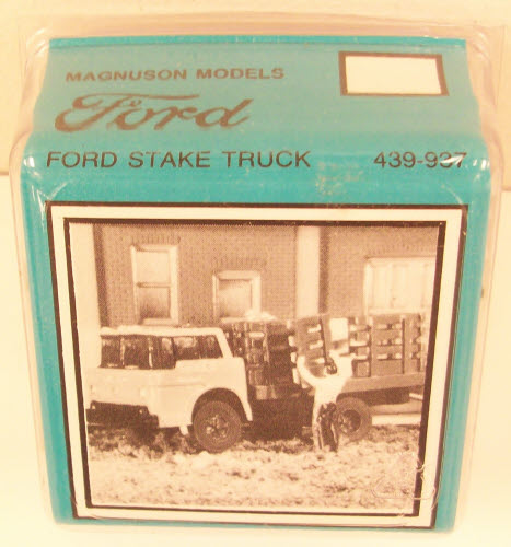 Magnuson Models 439-937 HO Ford Stake Truck Kit – Trainz