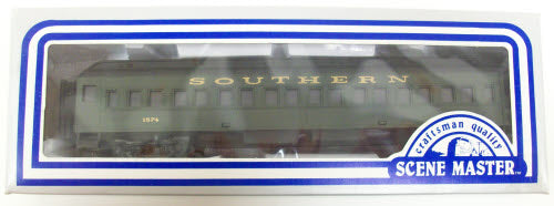 Scene Master 8043 HO Southern Coach Passenger Car – Trainz